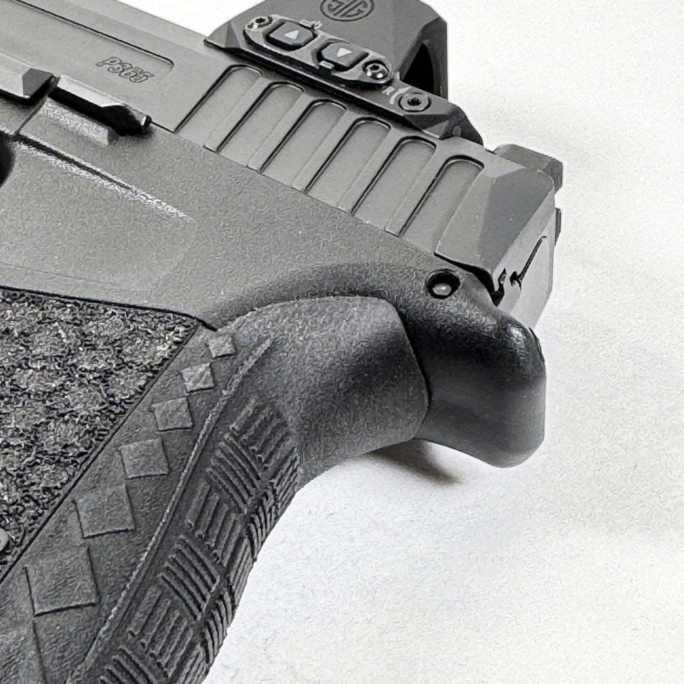 Sig Guy - Hefty Hands XMACRO DD Backstrap w/ Enhanced Beavertail